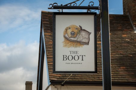 The Boot Inn - Venue on Cambridge Travel Guide